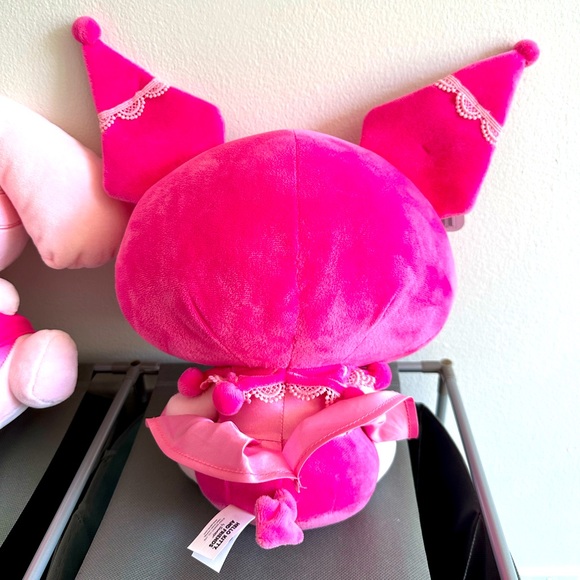 Hello Kitty | Toys | Hello Kitty And Friends Monochrome Pink Kuromi ...